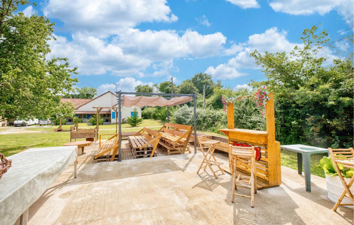 70 M² House ∙ 2 Bedrooms ∙ 4 Guests - Ribérac