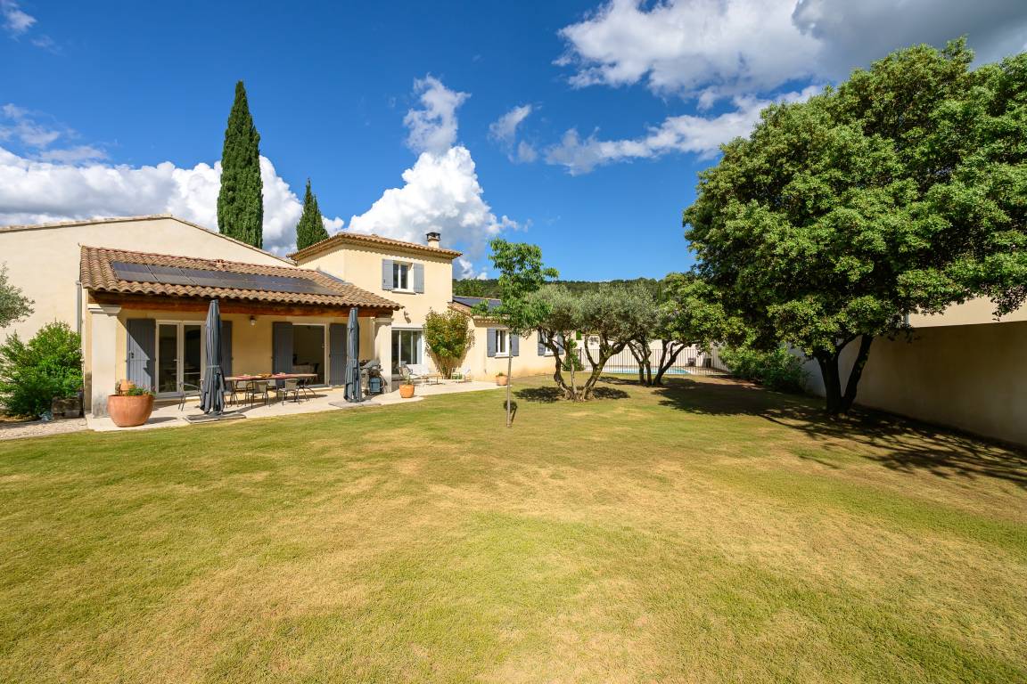 150 M² Maison De Vacances ∙ 4 Chambres ∙ 8 Personnes - Avignon