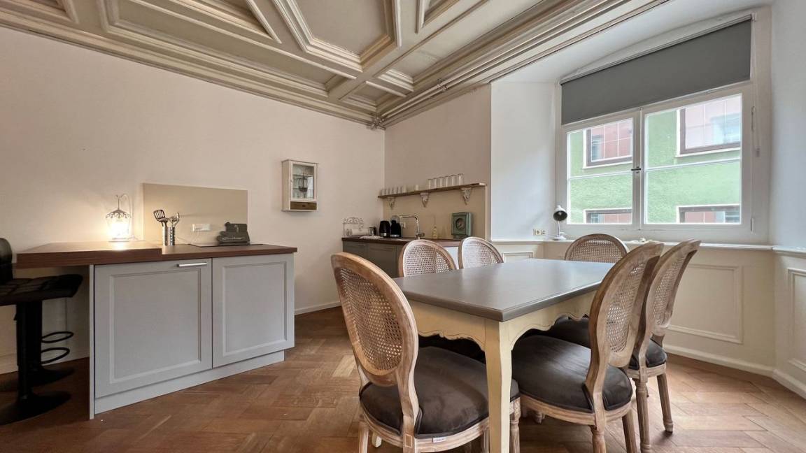 90 M² Ferienwohnung ∙ 1 Schlafzimmer ∙ 6 Gäste - Konstanz