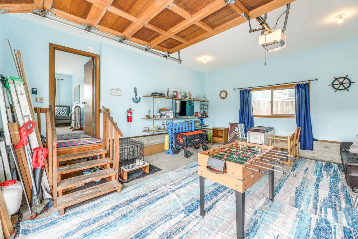 100 M² House ∙ 2 Bedrooms ∙ 6 Guests - Lincoln City, OR