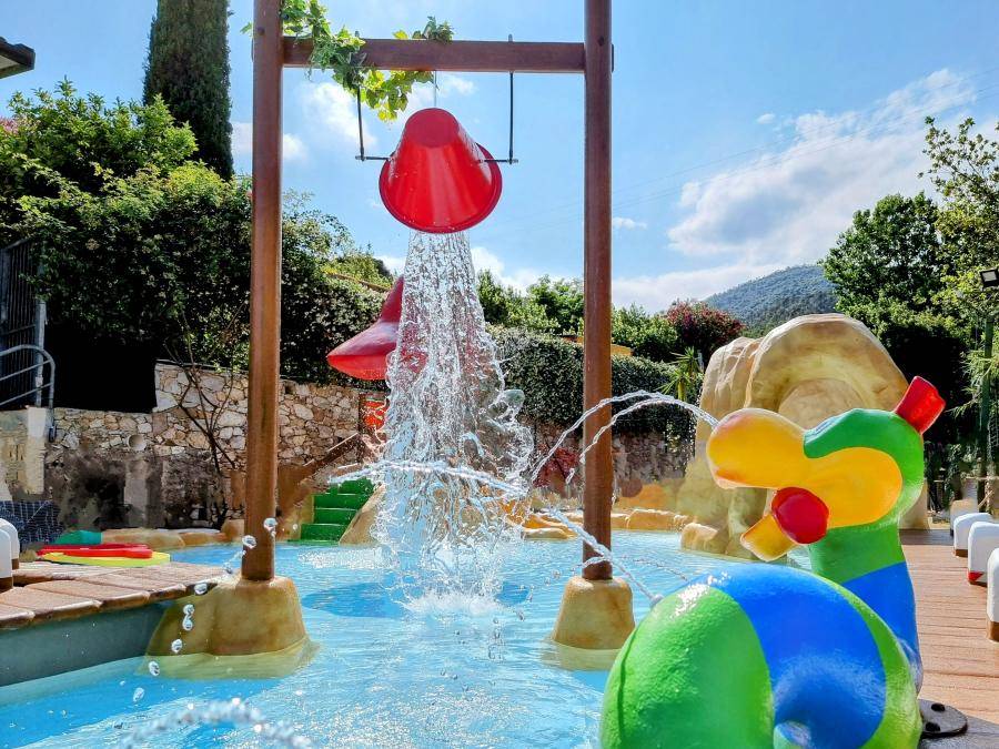 31 M² Mobilheim ∙ 2 Schlafzimmer ∙ 6 Gäste - Finale Ligure