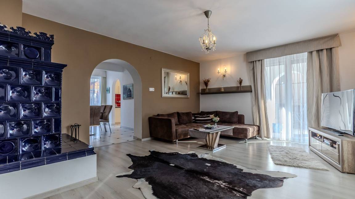 130 M² Ferienwohnung ∙ 2 Schlafzimmer ∙ 6 Gäste - Balatonlelle