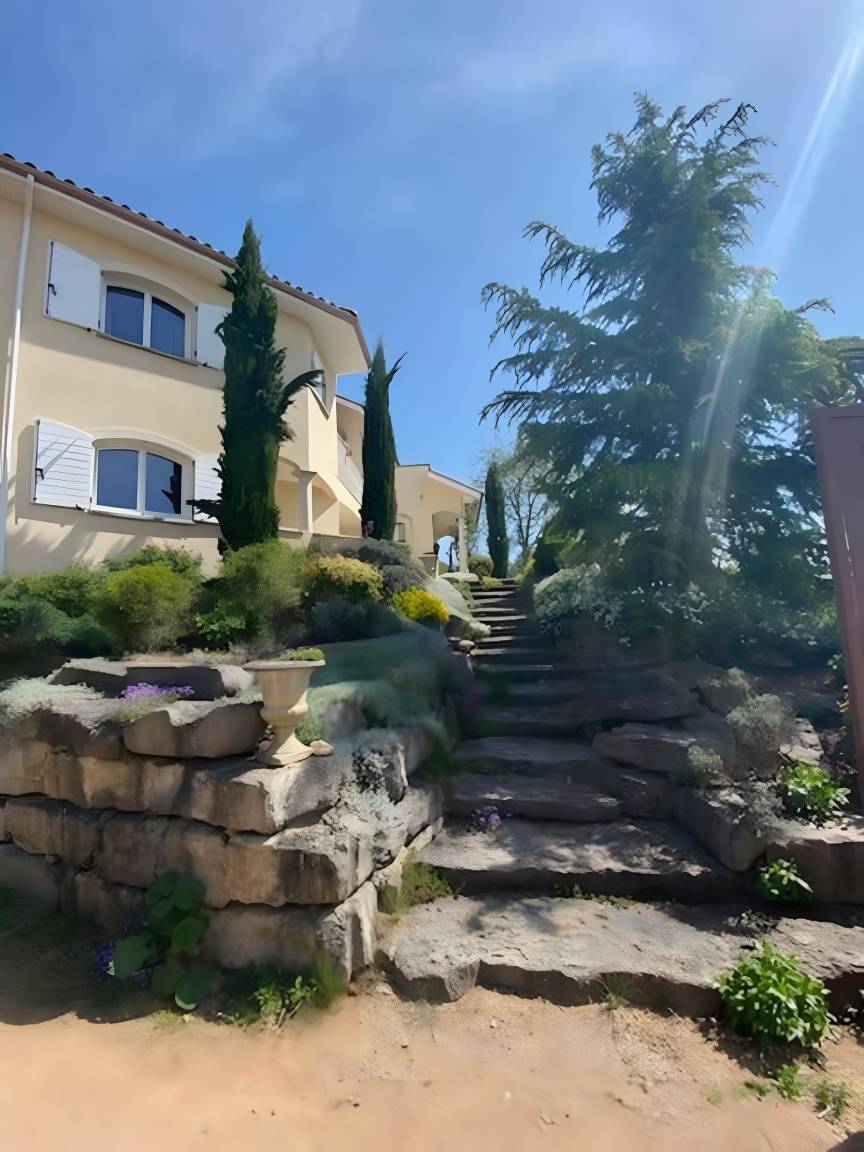 20 M² Chambre D'hôtes ∙ 1 Chambre ∙ 2 Personnes - Bourgoin-Jallieu