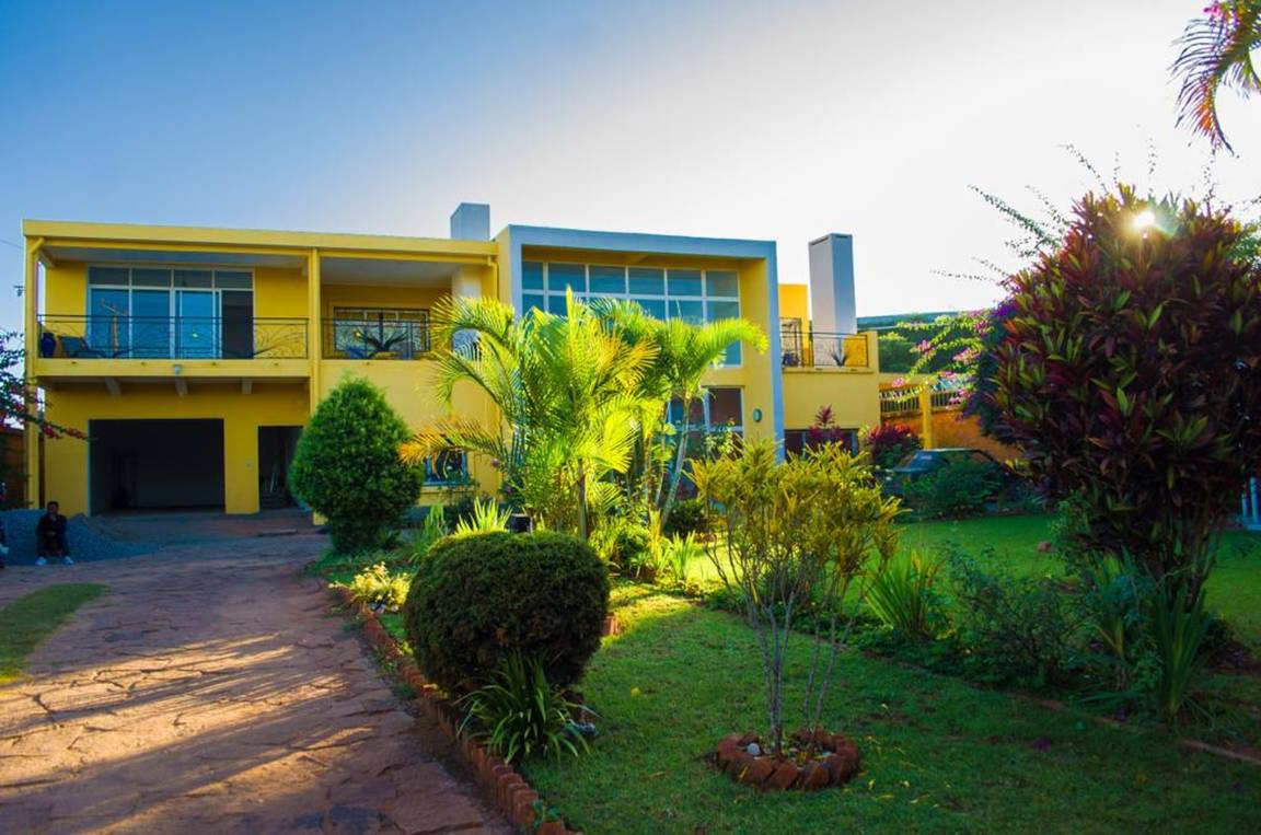 400 M² Habitación Privada ∙ 4 Habitaciones ∙ 8 Huéspedes - Antananarivo