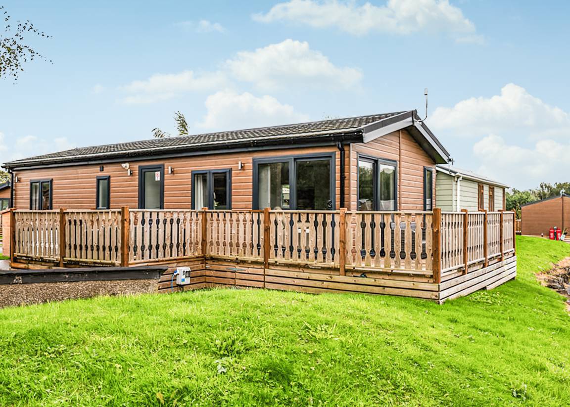 Chalet ∙ 2 Bedrooms ∙ 4 Guests - Lancashire