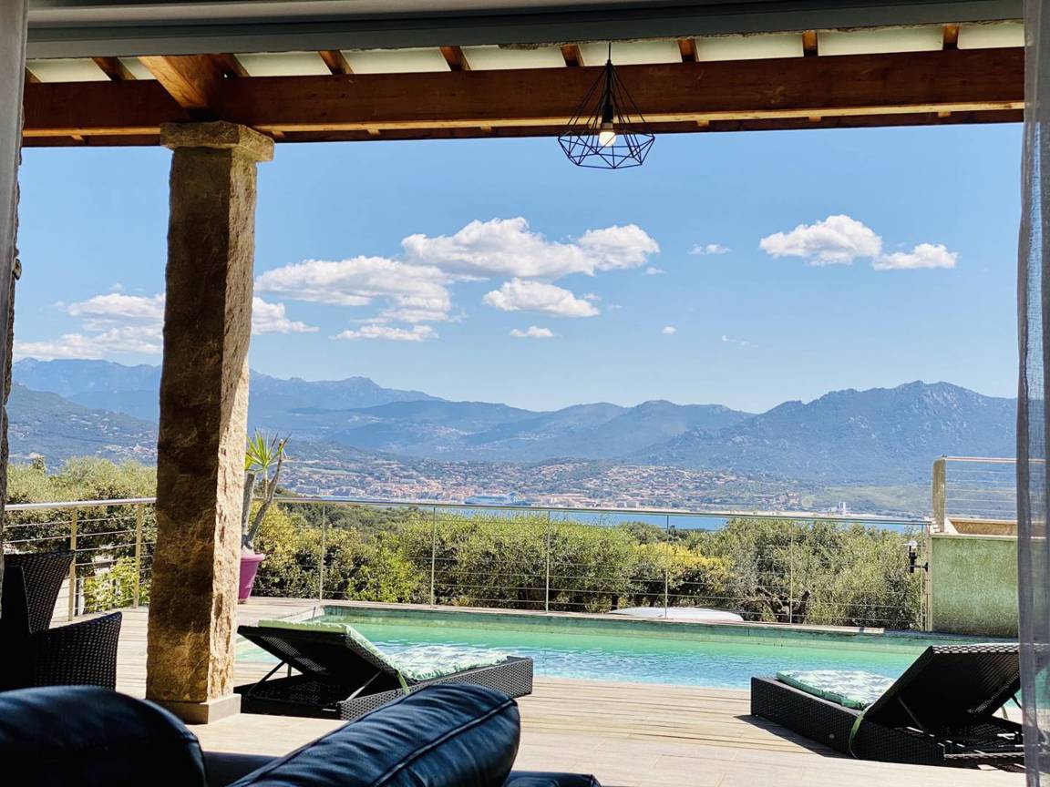 120 M² Villa ∙ 4 Chambres ∙ 8 Personnes - Olmeto