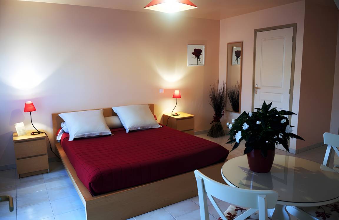 30 M² Chambre D'hôtes ∙ 1 Chambre ∙ 2 Personnes - Belz