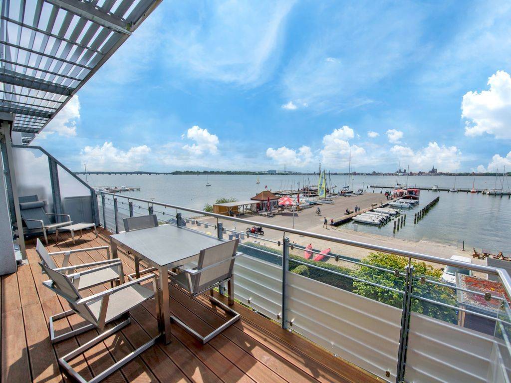 71 M² Apartment ∙ 1 Bedroom ∙ 2 Guests - Stralsund