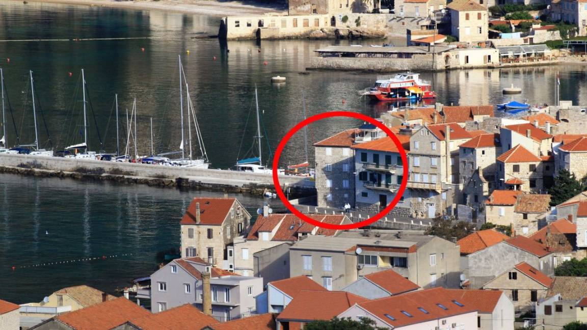 13 M² Hotel ∙ 1 Camera Da Letto ∙ 2 Ospiti - Comisa