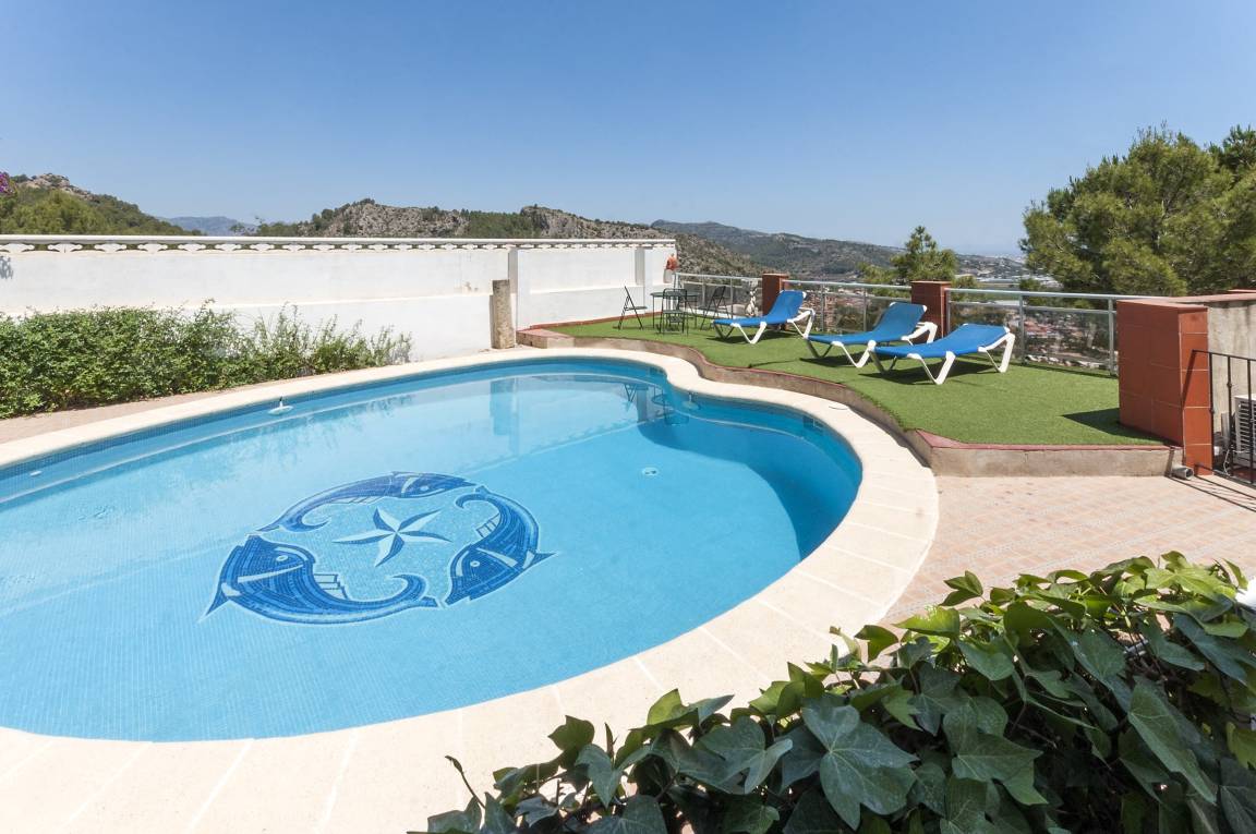150 M² Villa ∙ 3 Bedrooms ∙ 8 Guests - Gandia