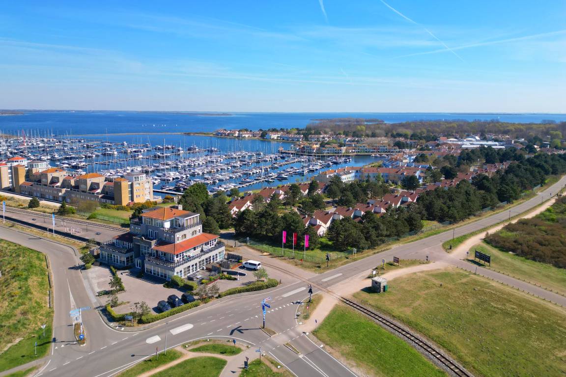 Bungalow ∙ 2 Schlafzimmer ∙ 4 Gäste - Renesse