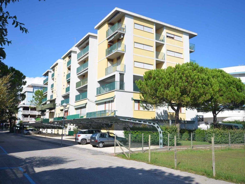 Holiday Apartment Mit Klimaanlage Und Balkon - Bibione
