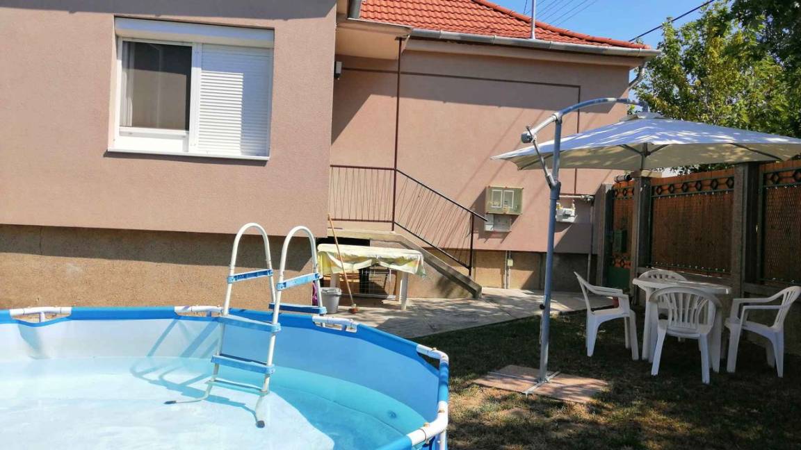 85 M² Ferienwohnung ∙ 2 Schlafzimmer ∙ 5 Gäste - Gyenesdiás