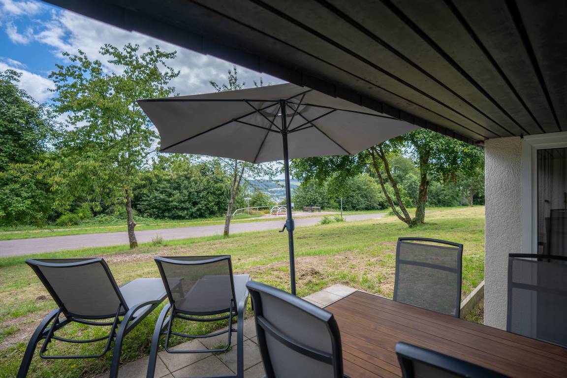 62 M² Bungalow ∙ 1 Schlafzimmer ∙ 2 Gäste - Saarburg