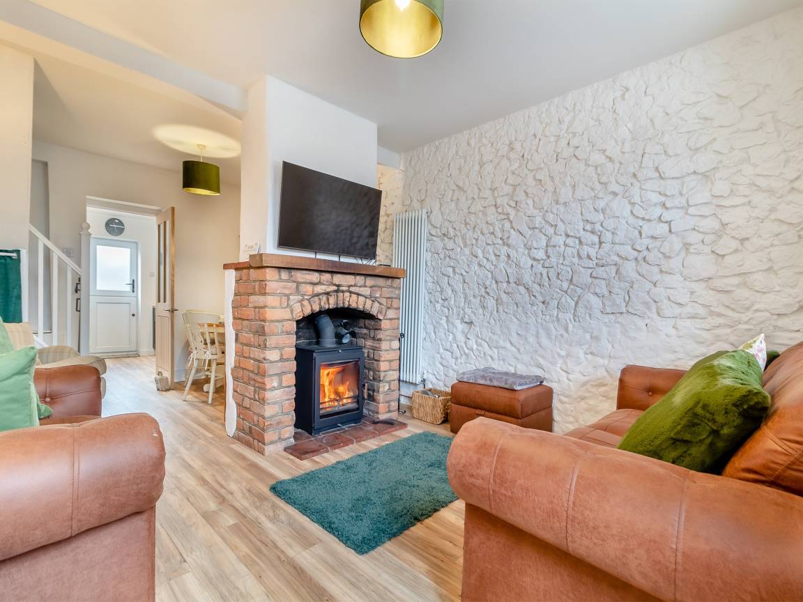 Cottage ∙ 3 Bedrooms ∙ 6 Guests - Snettisham