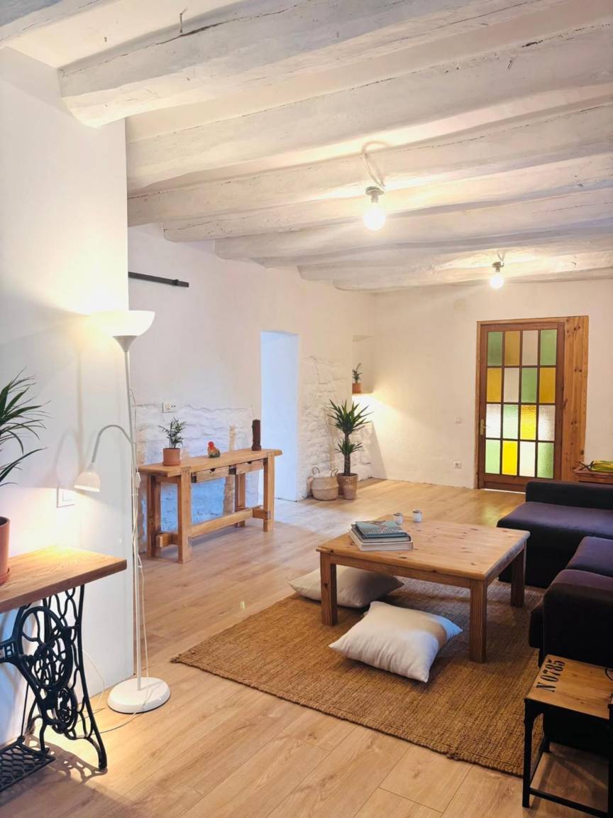 340 M² Ferienhaus ∙ 4 Schlafzimmer ∙ 10 Gäste - Municipality of Manresa