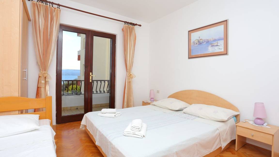 77 M² Appartement ∙ 3 Slaapkamers ∙ 9 Gasten - Omiš