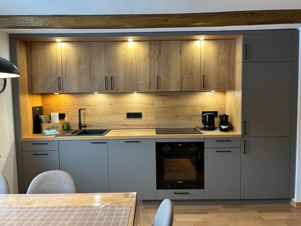 53 M² Ferienwohnung ∙ 2 Schlafzimmer ∙ 4 Gäste - Meschede