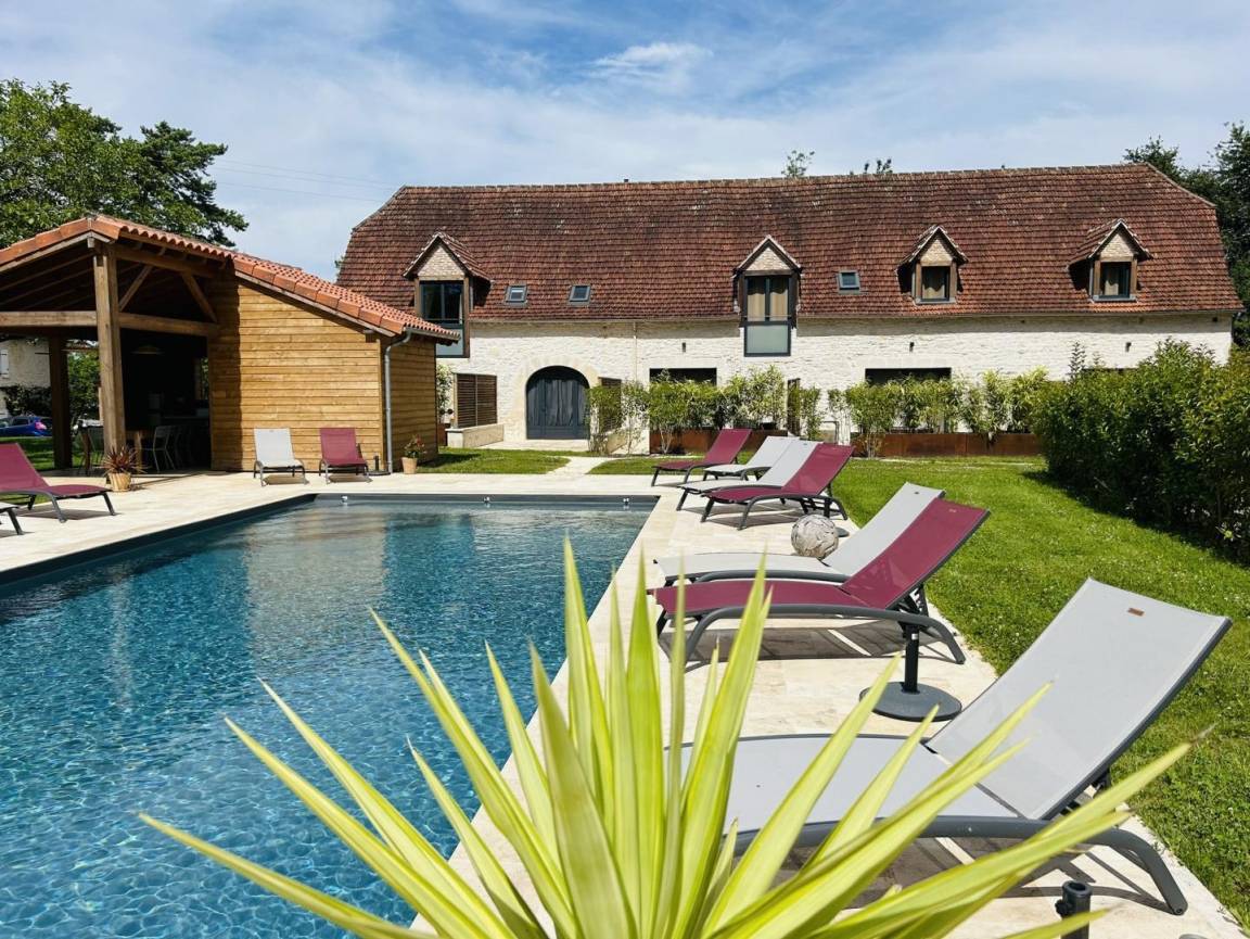 80 M² Gîte ∙ 2 Chambres ∙ 4 Personnes - Martel