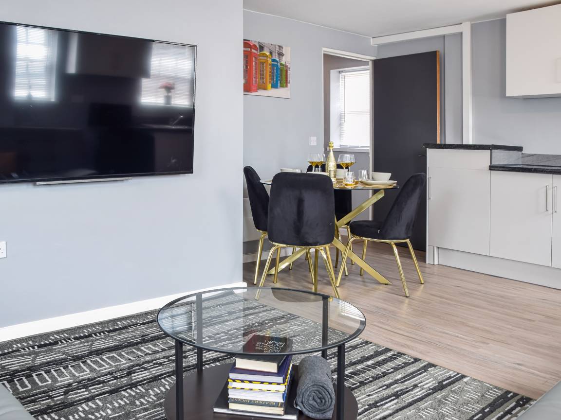 Apartment ∙ 1 Bedroom ∙ 4 Guests - Stoke-on-Trent