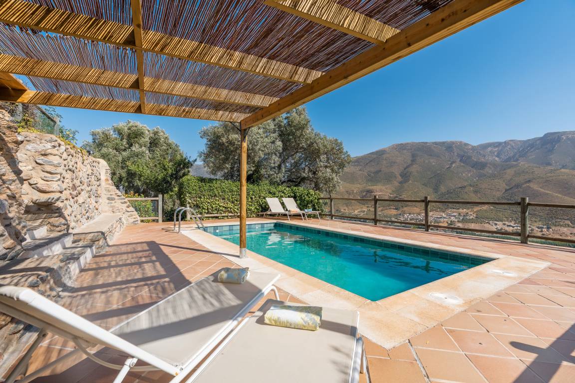 84 M² House ∙ 3 Bedrooms ∙ 6 Guests - Pampaneira