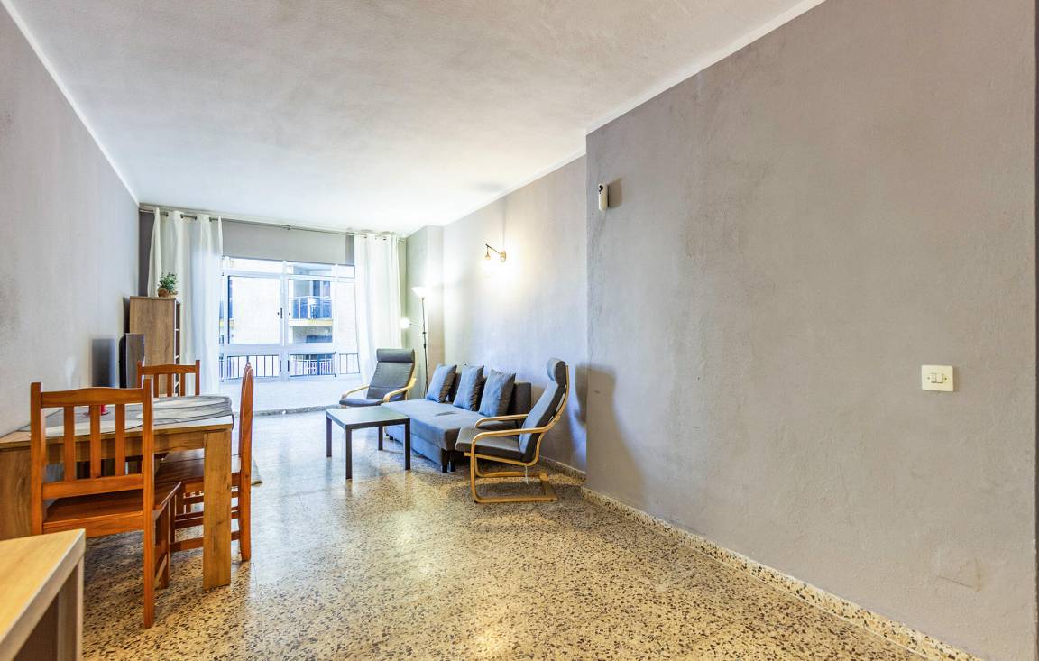 64 M² Apartamento ∙ 1 Habitación ∙ 4 Huéspedes - Torrevieja