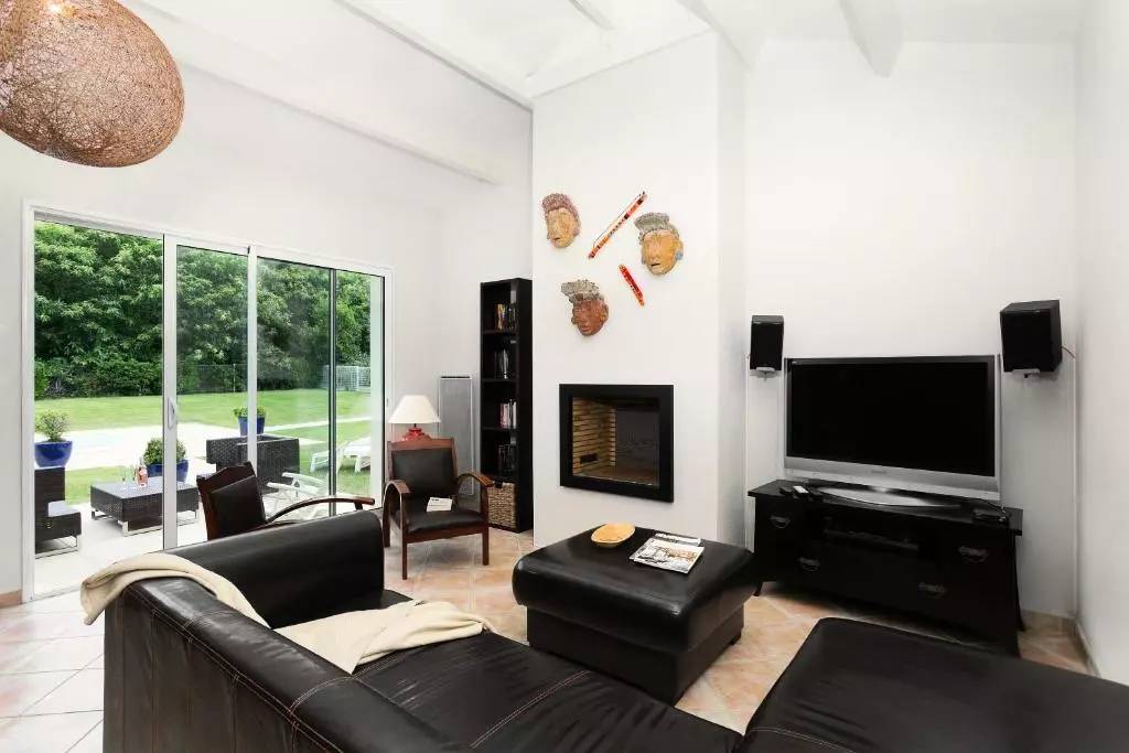 128 M² Ferienhaus ∙ 4 Schlafzimmer ∙ 8 Gäste - Brem-sur-Mer
