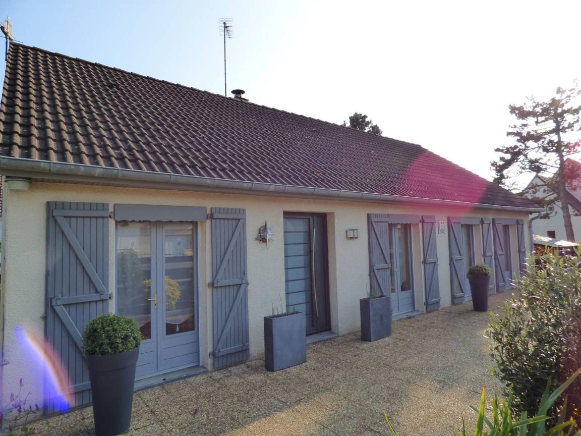 100 M² Ferienhaus ∙ 3 Schlafzimmer ∙ 6 Gäste - Jullouville