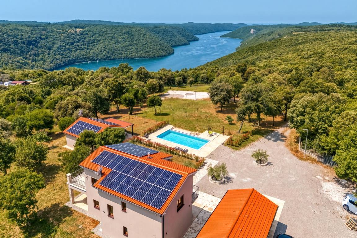 140 M² Villa ∙ 4 Chambres ∙ 8 Personnes - Rovinj