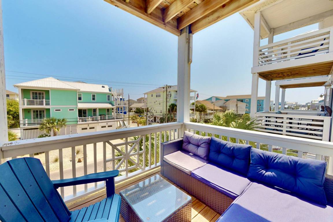 167 M² House ∙ 4 Bedrooms ∙ 8 Guests - Carolina Beach, NC