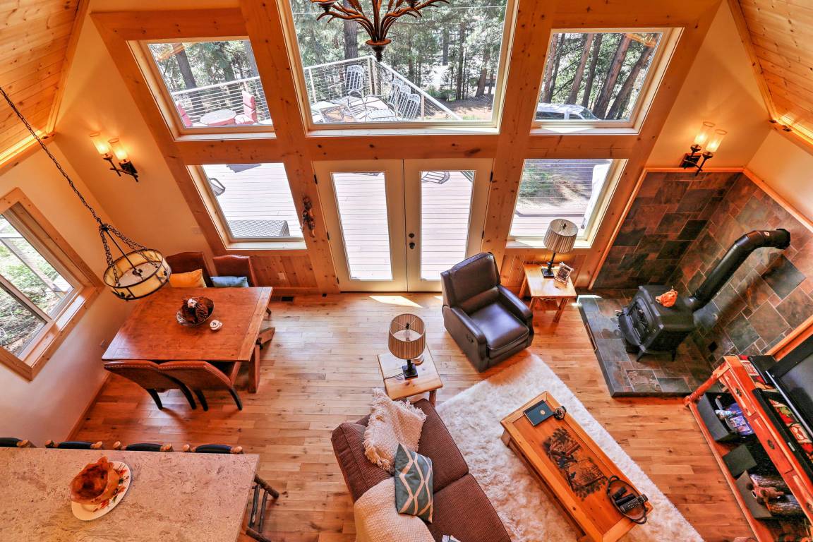 132 M² House ∙ 3 Bedrooms ∙ 8 Guests - Lake Almanor, CA