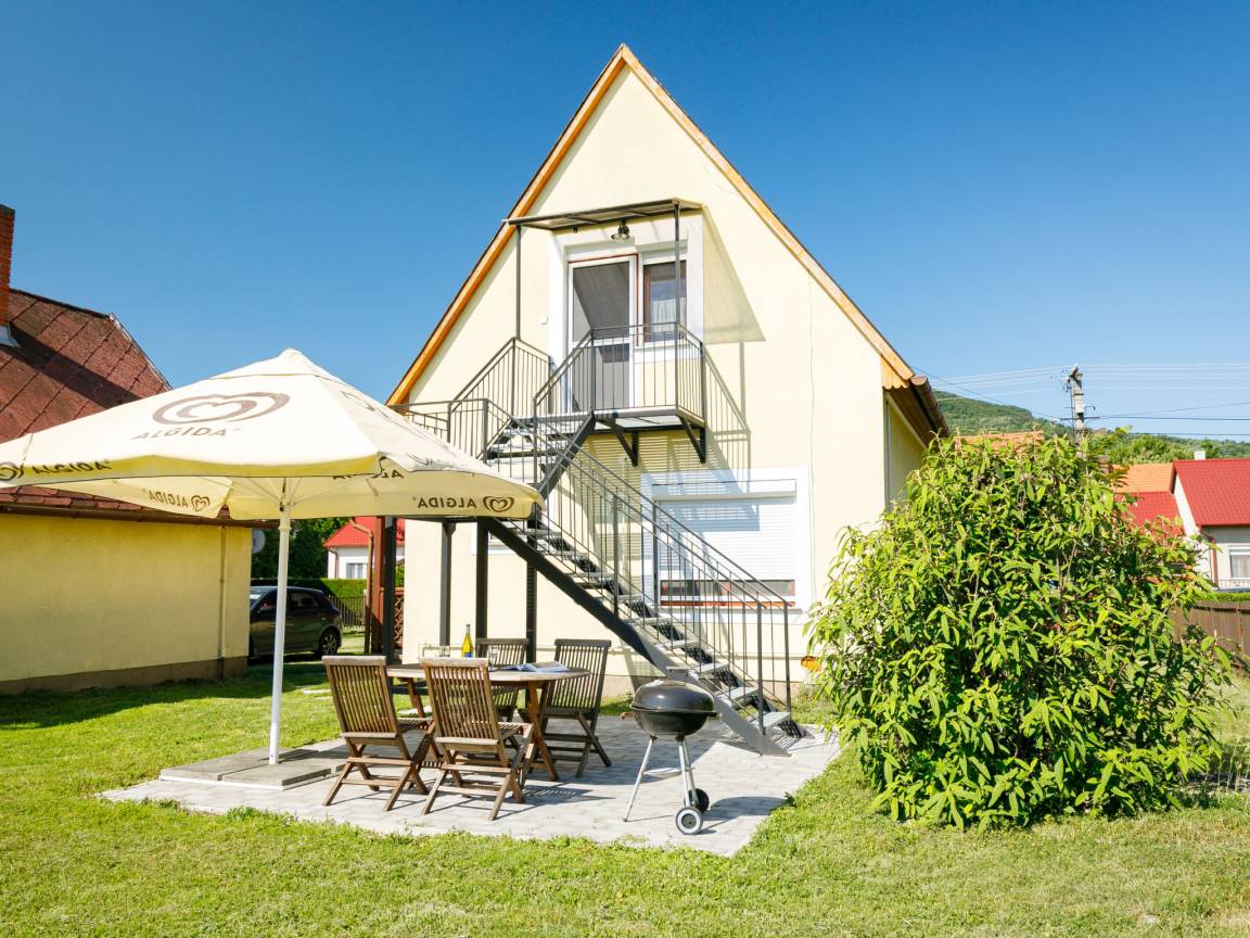 50 M² Ferienhaus ∙ 1 Schlafzimmer ∙ 4 Gäste - Badacsonytomaj