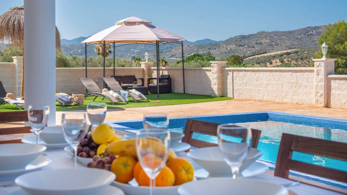 120 M² Casa ∙ 3 Habitaciones ∙ 6 Huéspedes - Tolox