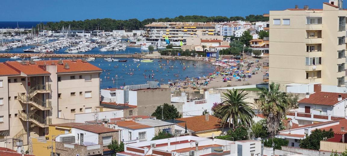 54 M² Apartamento ∙ 2 Habitaciones ∙ 5 Huéspedes - La Escala