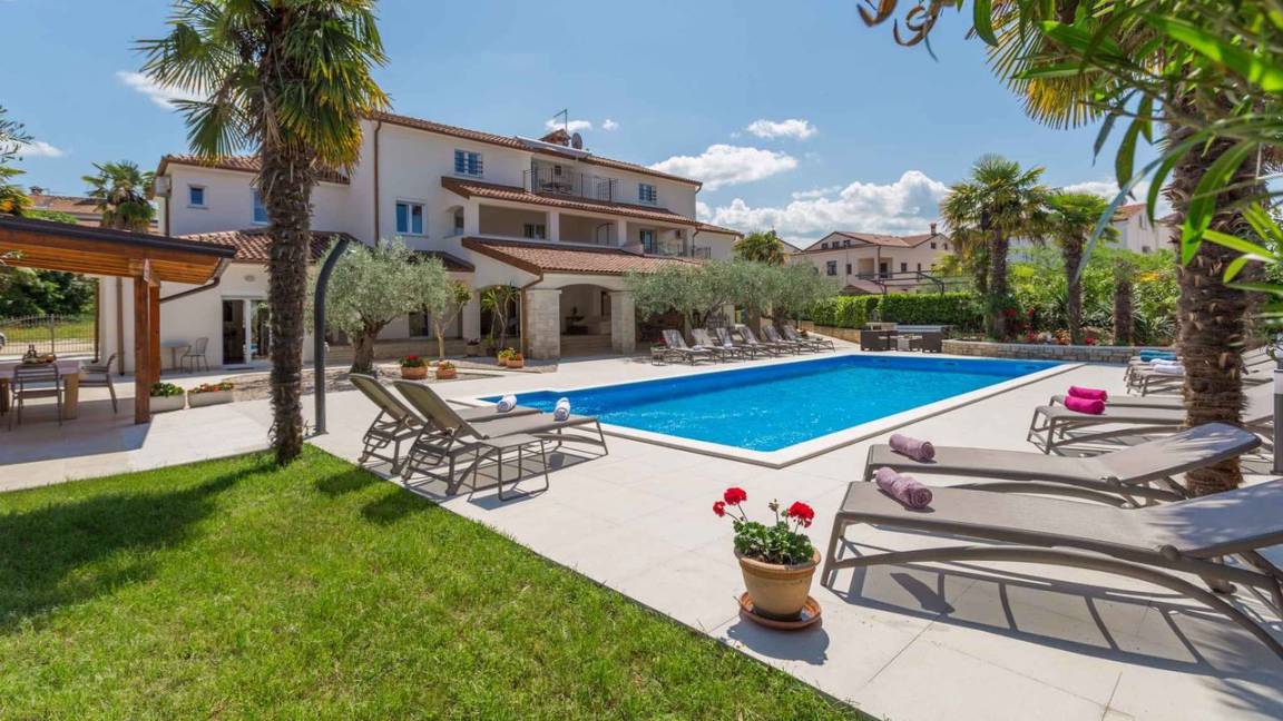 45 M² Appartement ∙ 1 Slaapkamer ∙ 2 Gasten - Novigrad