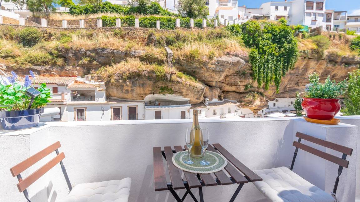 House ∙ 2 Bedrooms ∙ 4 Guests - Setenil de las Bodegas