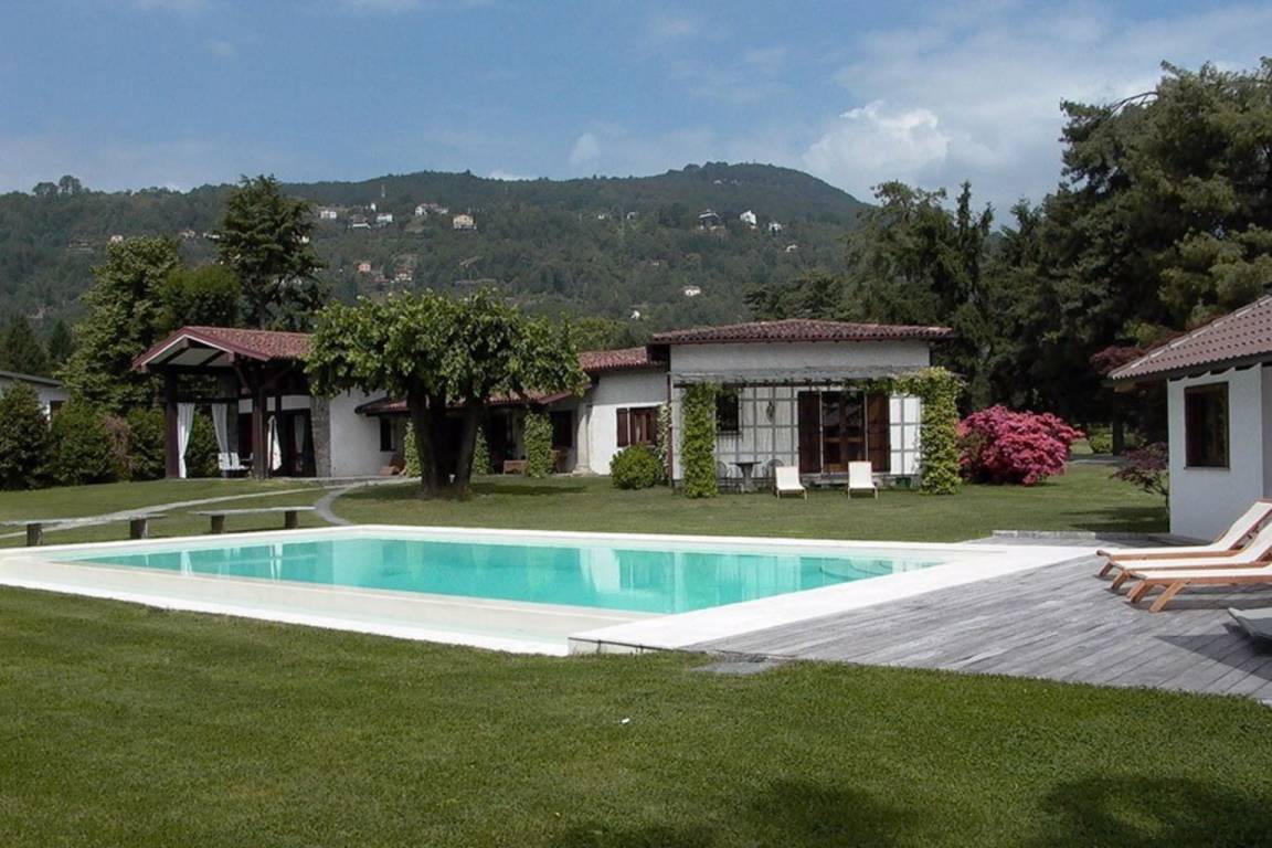 350 M² Villa ∙ 4 Schlafzimmer ∙ 8 Gäste - Arona