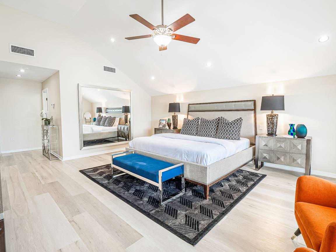 Villa ∙ 4 Bedrooms ∙ 8 Guests - West Bay