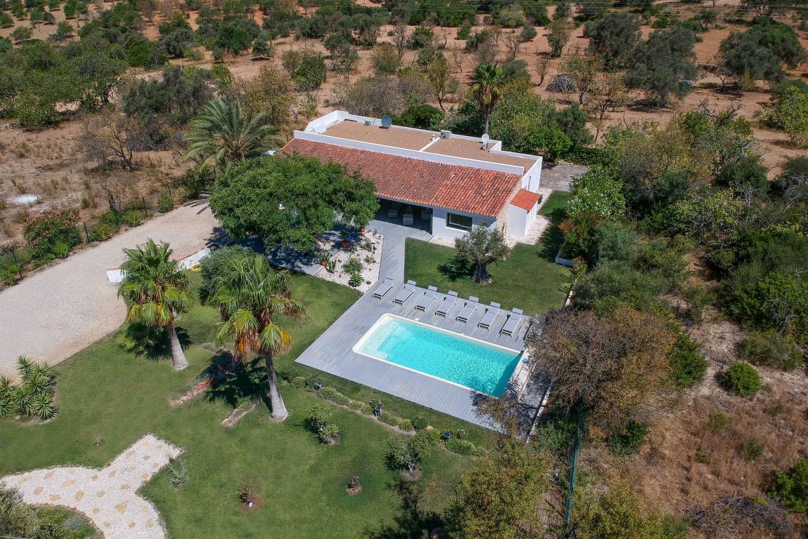 250 M² Villa ∙ 4 Bedrooms ∙ 8 Guests - Loulé