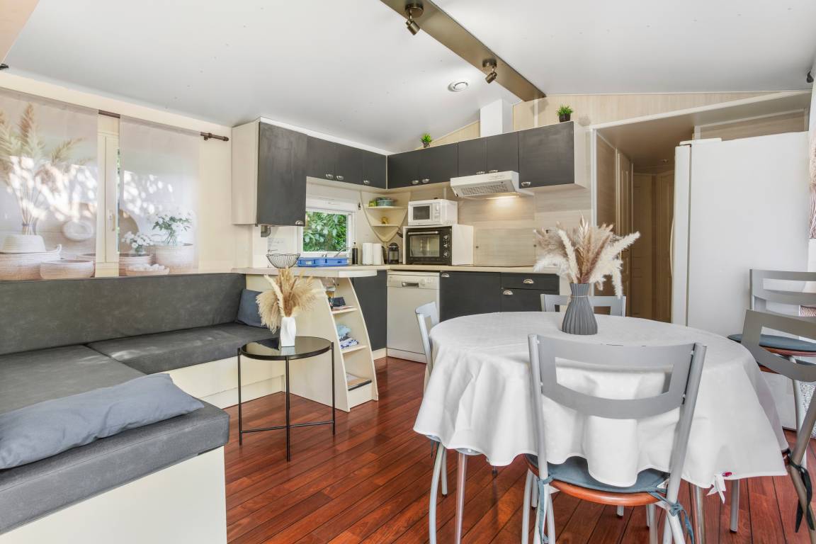 55 M² Camping ∙ 3 Chambres ∙ 6 Personnes - Var