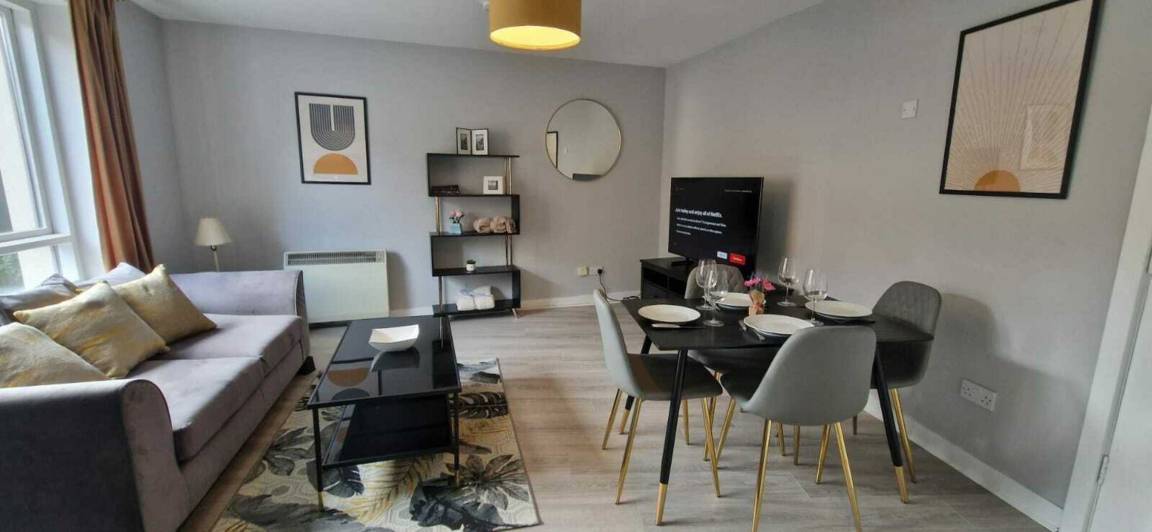 65 M² Apartment ∙ 2 Bedrooms ∙ 4 Guests - Malahide