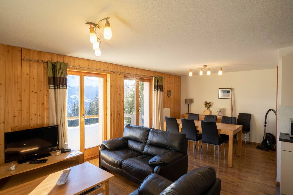 100 M² Chalet ∙ 4 Bedrooms ∙ 8 Guests - Sierre