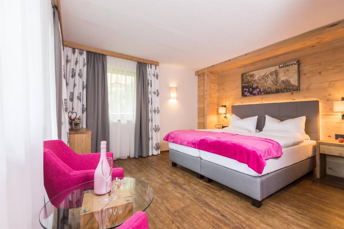 33 M² Hotel ∙ 4 Guests - Neustift im Stubaital