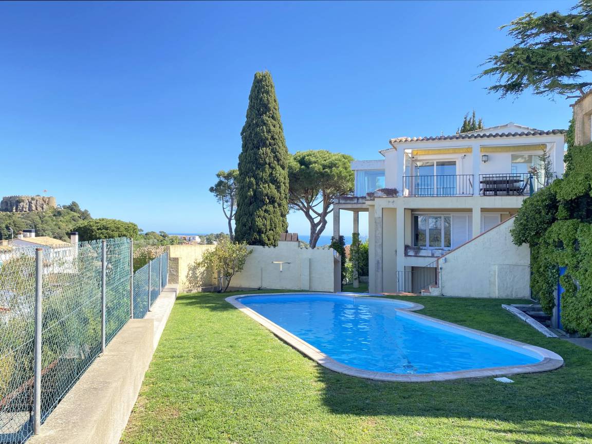 241 M² Casa ∙ 4 Habitaciones ∙ 8 Huéspedes - Aiguablava, España