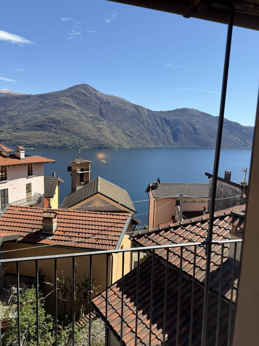 158 M² Villa ∙ 3 Makuuhuonetta ∙ 8 Vierasta - Luino