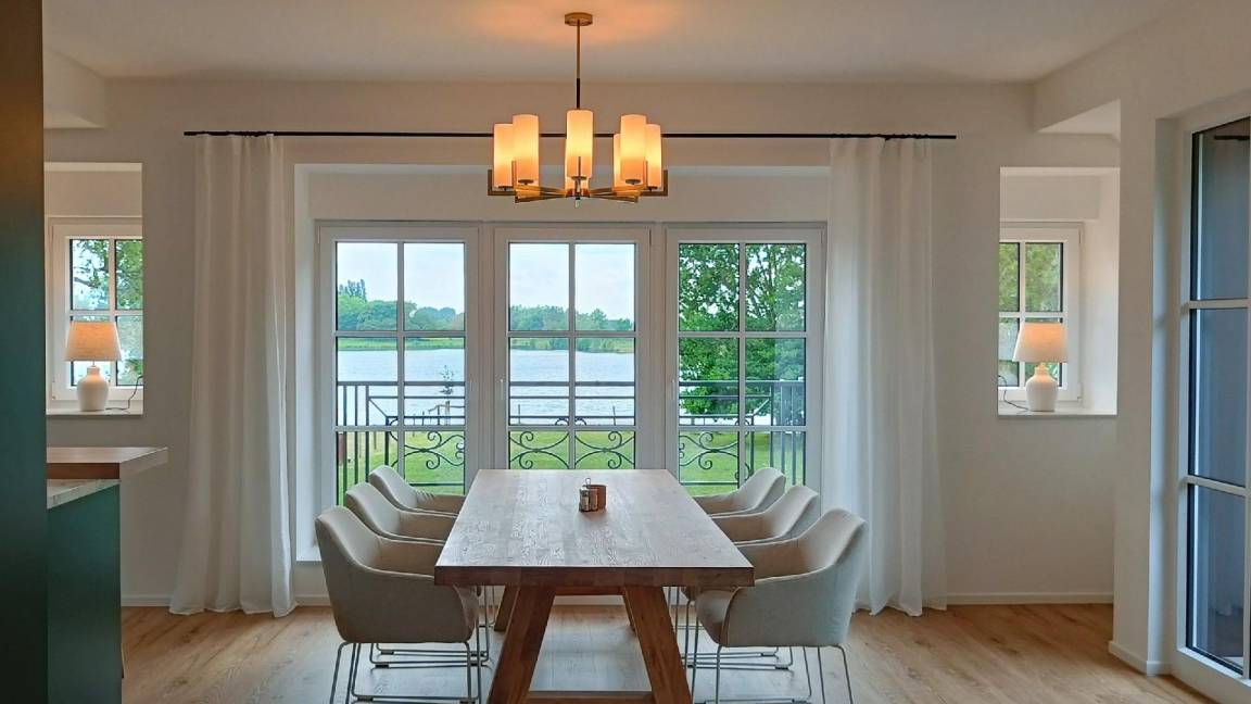 120 M² Apartment ∙ 3 Bedrooms ∙ 6 Guests - Rees