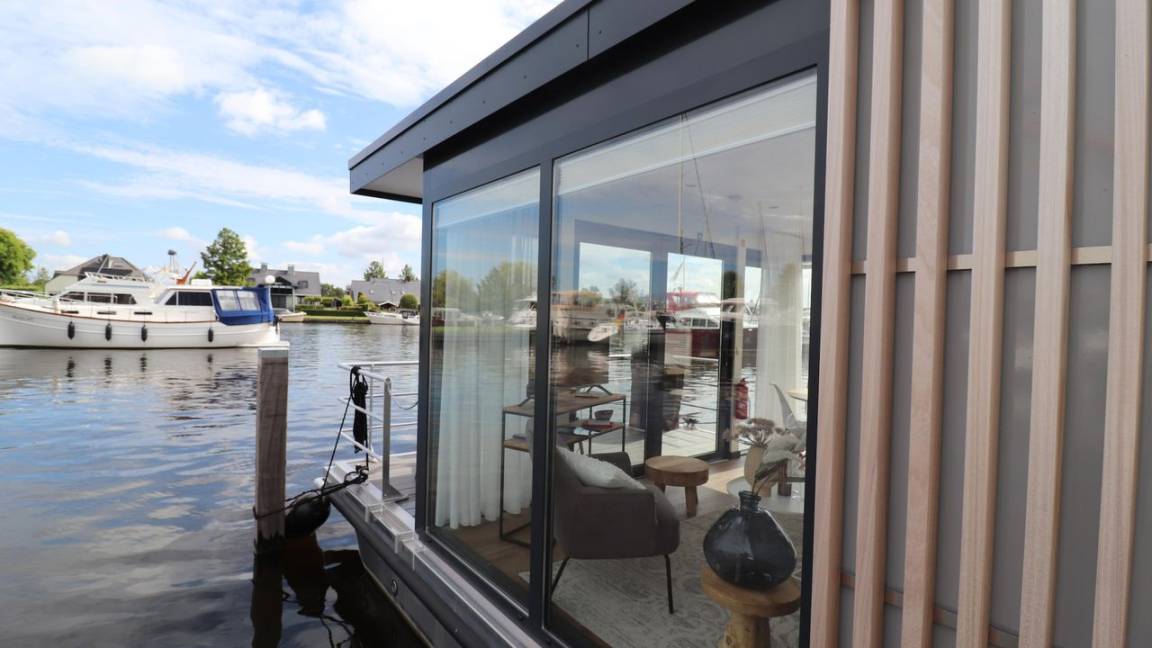 54 M² Ferienhaus ∙ 2 Schlafzimmer ∙ 4 Gäste - Lemmer