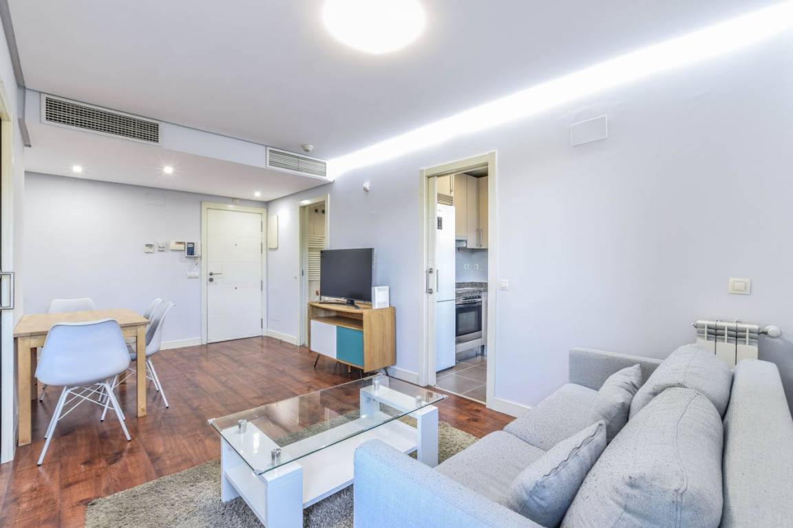 70 M² Apartamento ∙ 1 Habitación ∙ 4 Huéspedes - Arganda del Rey