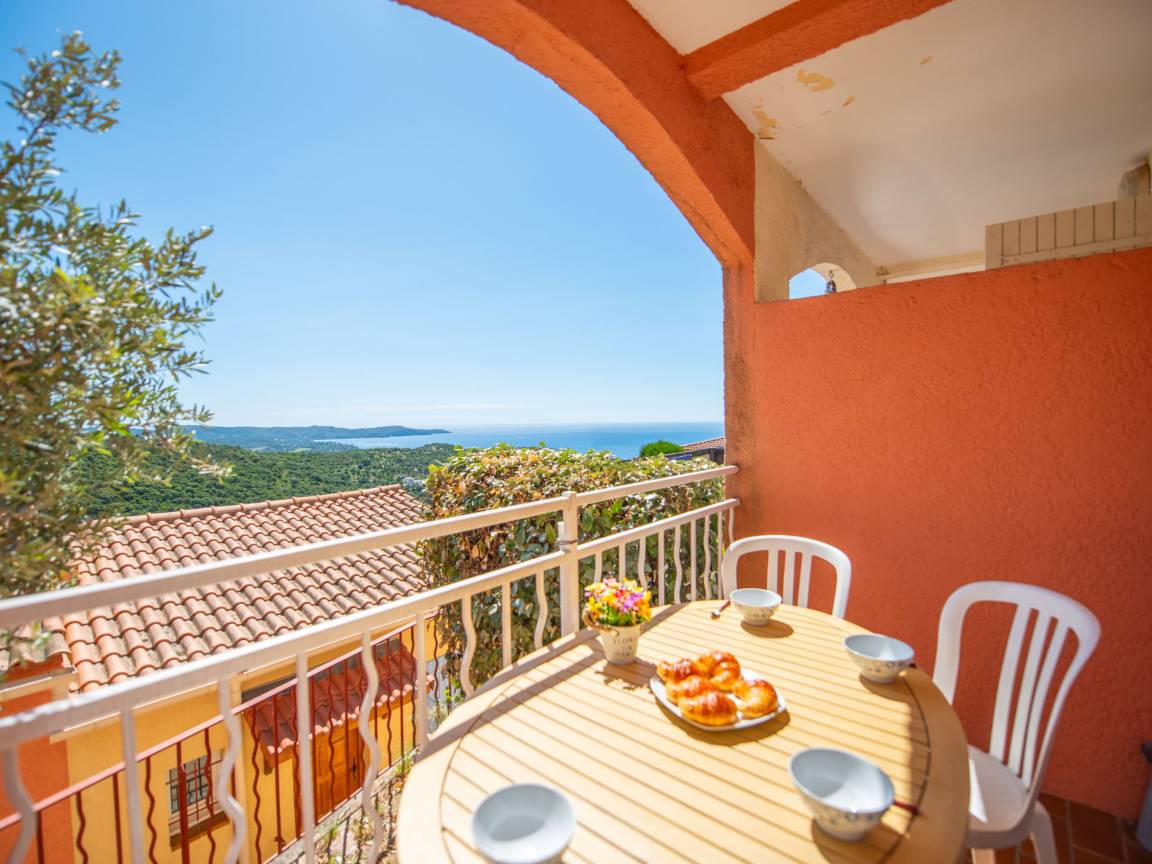 48 M² Appartement ∙ 1 Chambre ∙ 4 Personnes - Cavalaire-sur-Mer