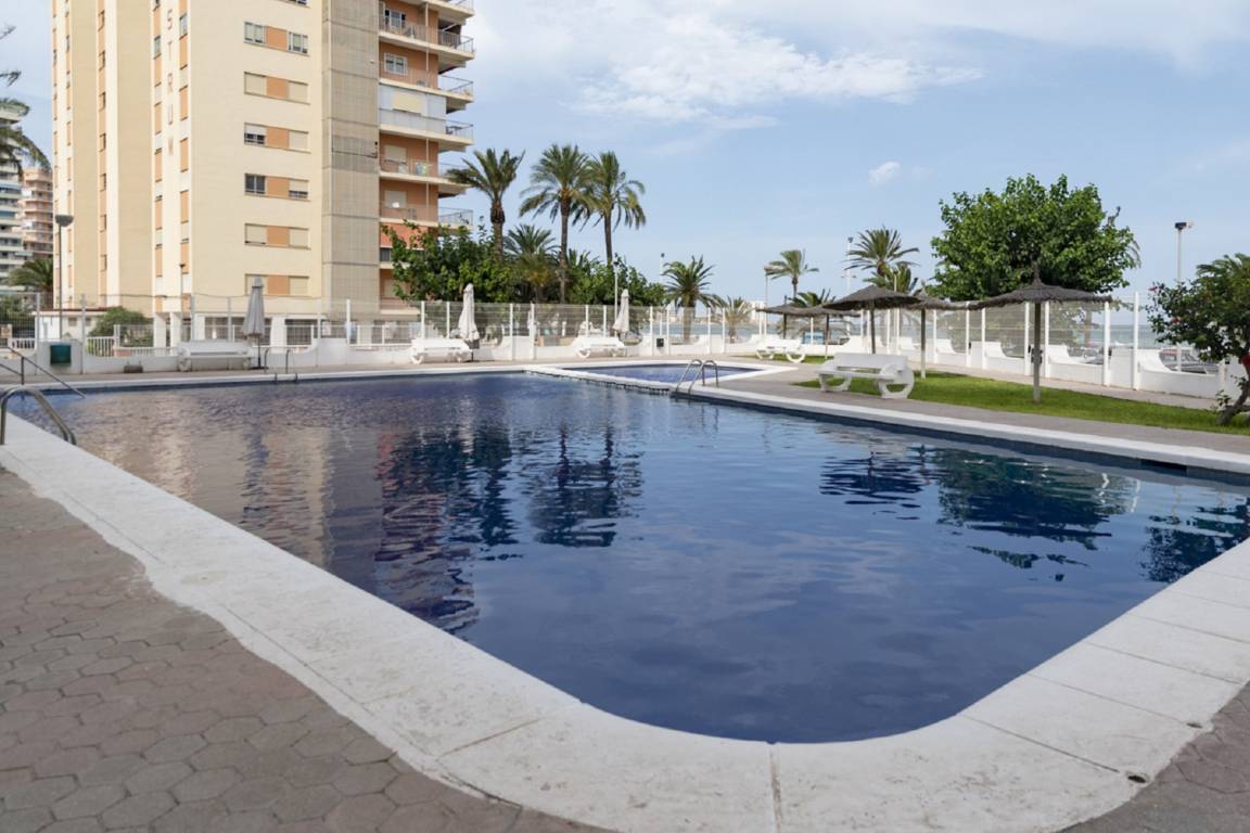 65 M² Apartamento ∙ 2 Habitaciones ∙ 4 Huéspedes - Cullera
